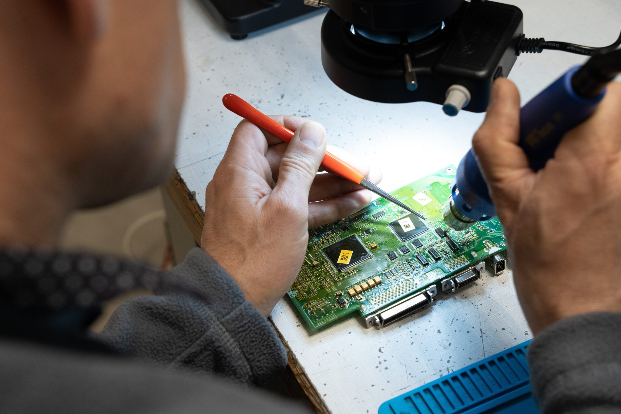 Réparation - C2M ELECTRONICS